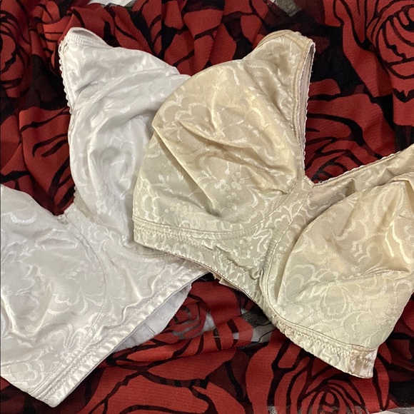 Playtex | Intimates & Sleepwear | Playtex Lace Bras White And Cream ...